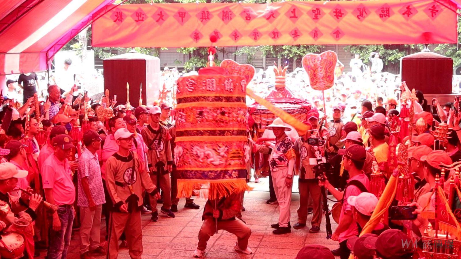 觀傳媒 中彰投新聞 有影片善緣讓大甲鎮瀾宮媽祖鑾駕在華嚴寺停駐